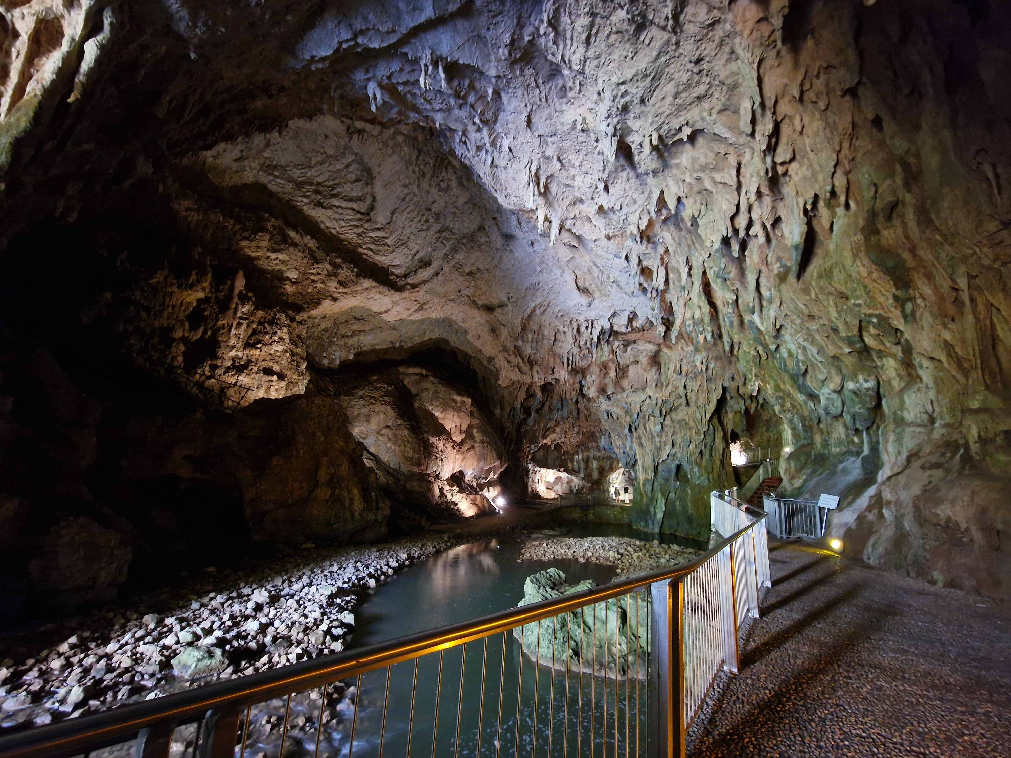 Grotte di Pastena - een vleermuizengrot ten zuiden van Rome - Hellinga ...